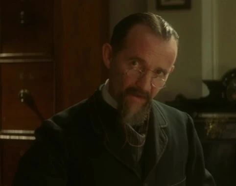 Anton Lesser | Film and Television Wikia | Fandom