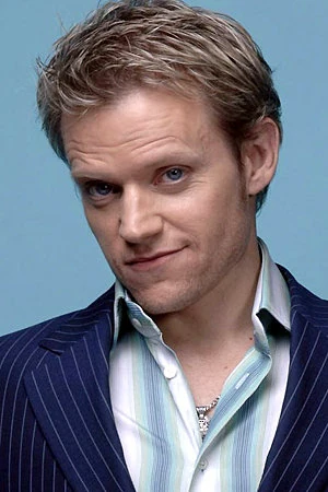 Marc Warren