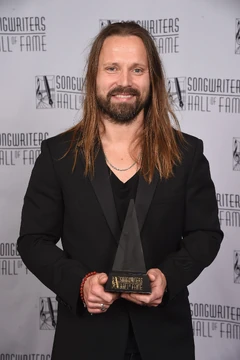 how much does max martin make