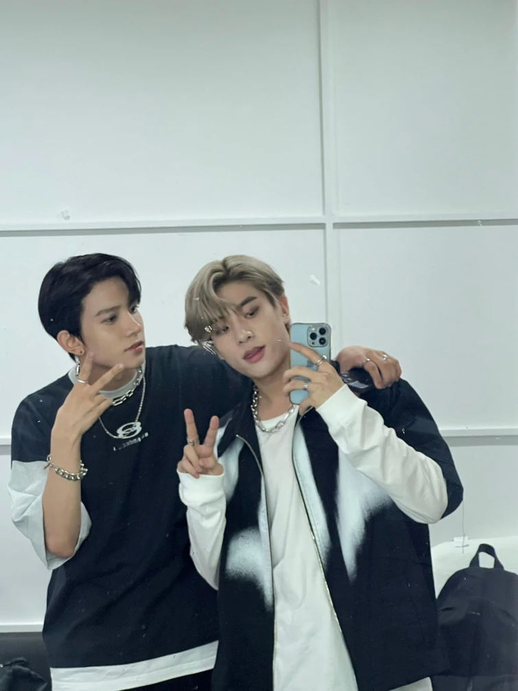 Your daily Jakey #321 (feat. Heeseung!) | Fandom