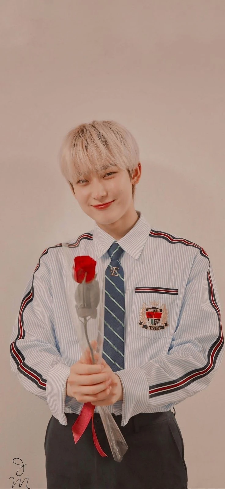 A random picture of sunoo since y'all don't exist anymore | Fandom