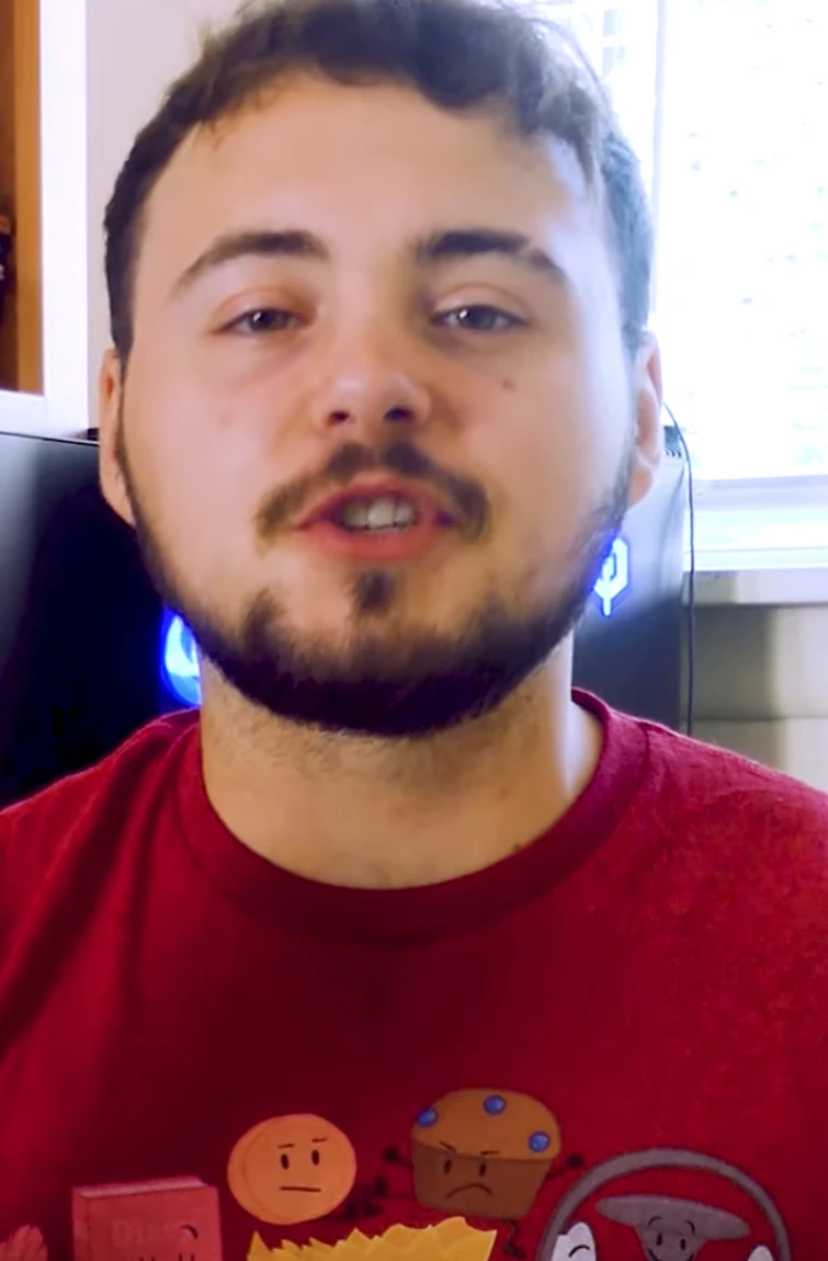 What does the narrator from tpot 6 look like? | Fandom