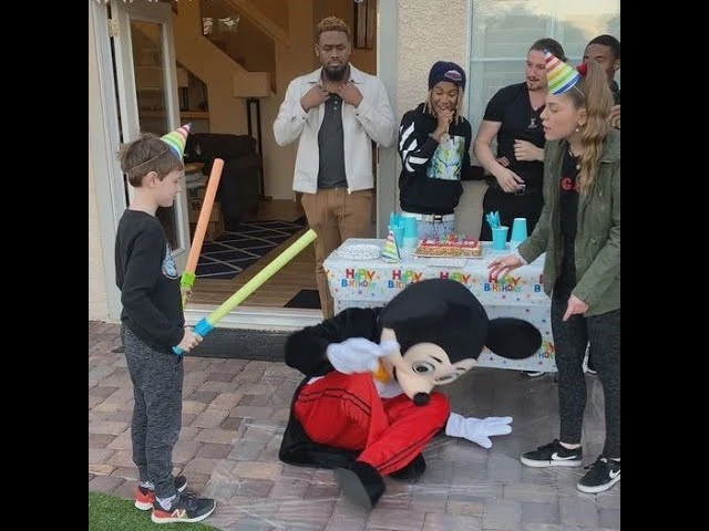 Mickey Mouse ruins a kids birthday party | Fandom
