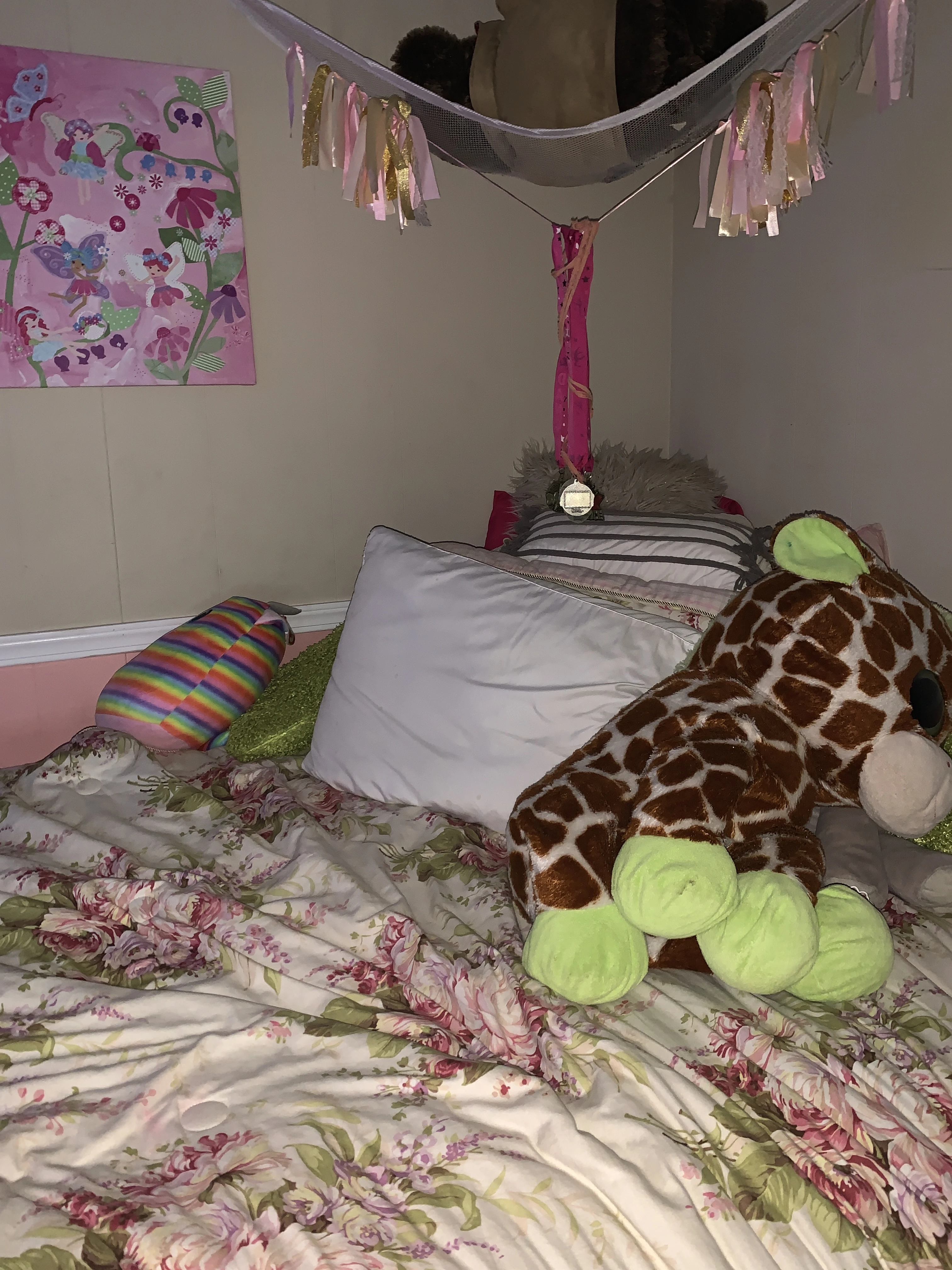 ROOM TOUR | Fandom