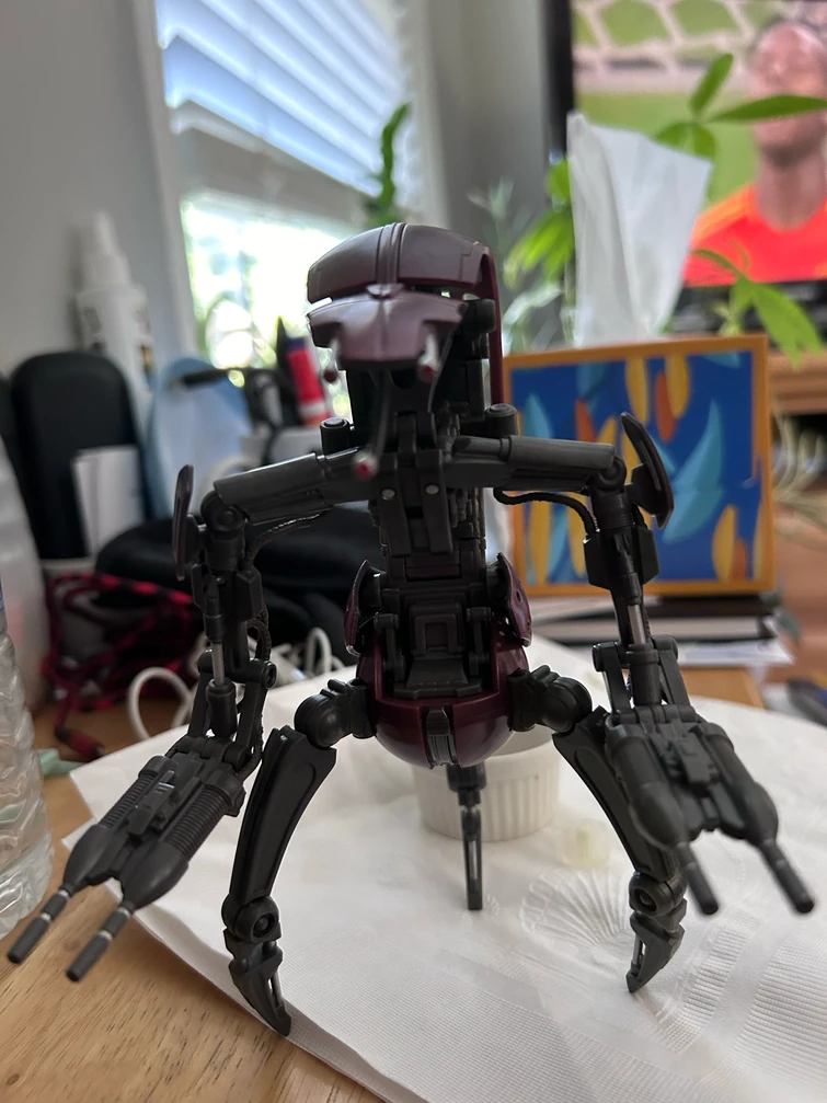 Which of the following Separatist battle droid models is your favorite ...