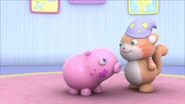 Looi the Cat | BabyFirstTV Wiki | Fandom
