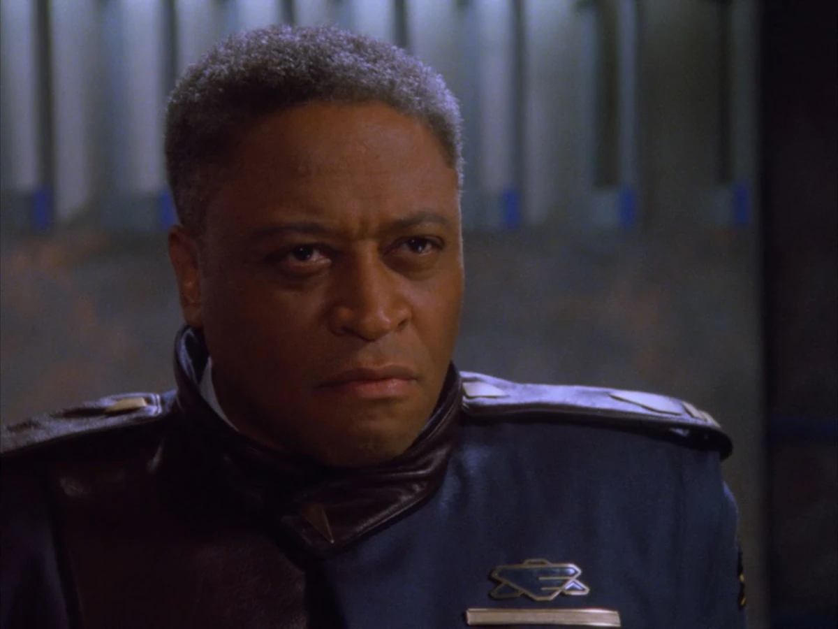 Ellis Pierce | The Babylon Project | Fandom