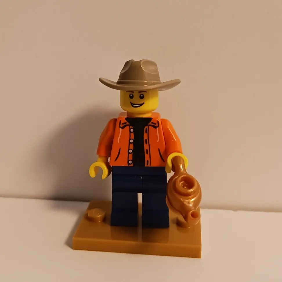 Tommy Andreasen! Ninjago crystalized CMF minifigure number 18 | Fandom