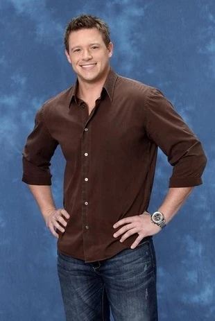 Charlie Grogan | Bachelor Nation Wiki | Fandom