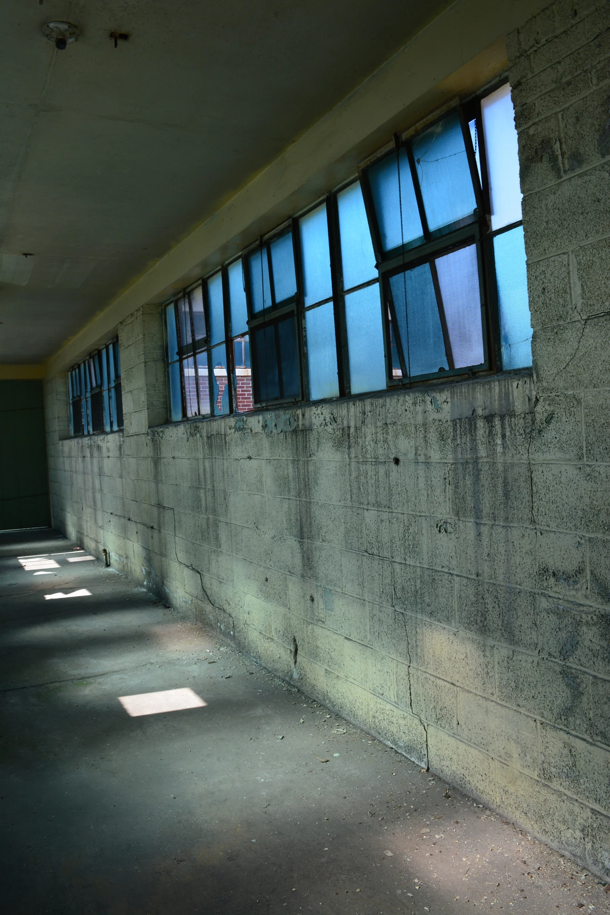 Level 72: "Suplerus Hallways" | Backrooms Freewriting Wiki | Fandom