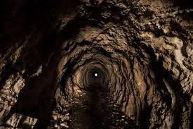 Level 9421: "Underground Abyss" | Backrooms Freewriting Wiki | Fandom