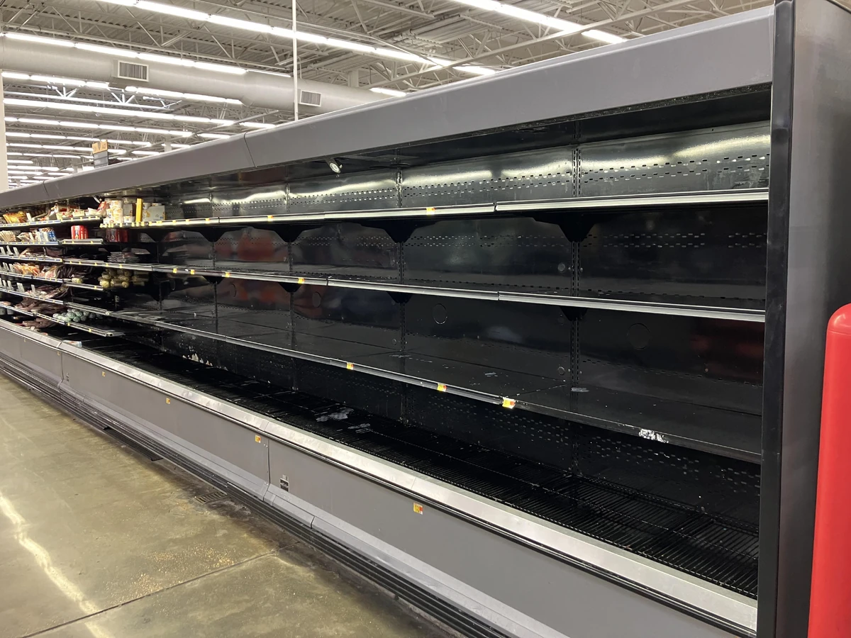 Level 8.5 — The warehouse of the Abandoned Walmart (The Voidyrooms ...