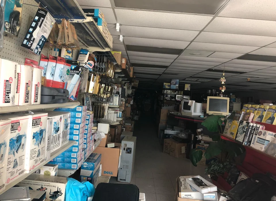 Level 505.5: "Computer Shop" | Backrooms Freewriting Wiki | Fandom