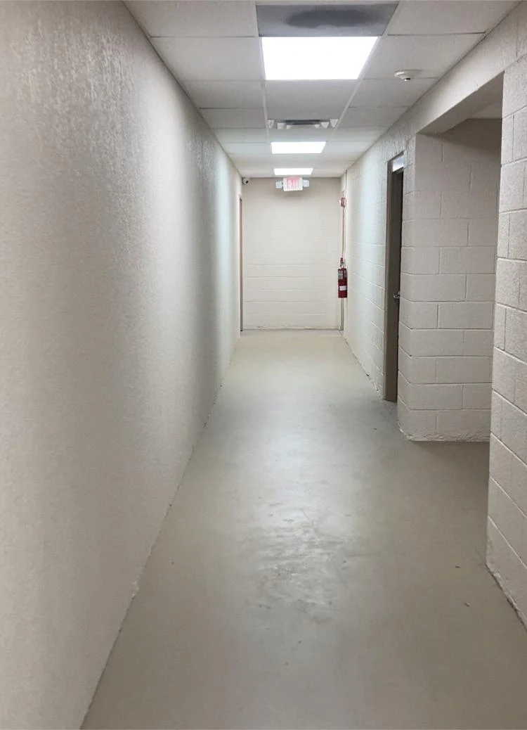 Level 1.93 "The hallways of concrete" | Backrooms Freewriting Wiki | Fandom