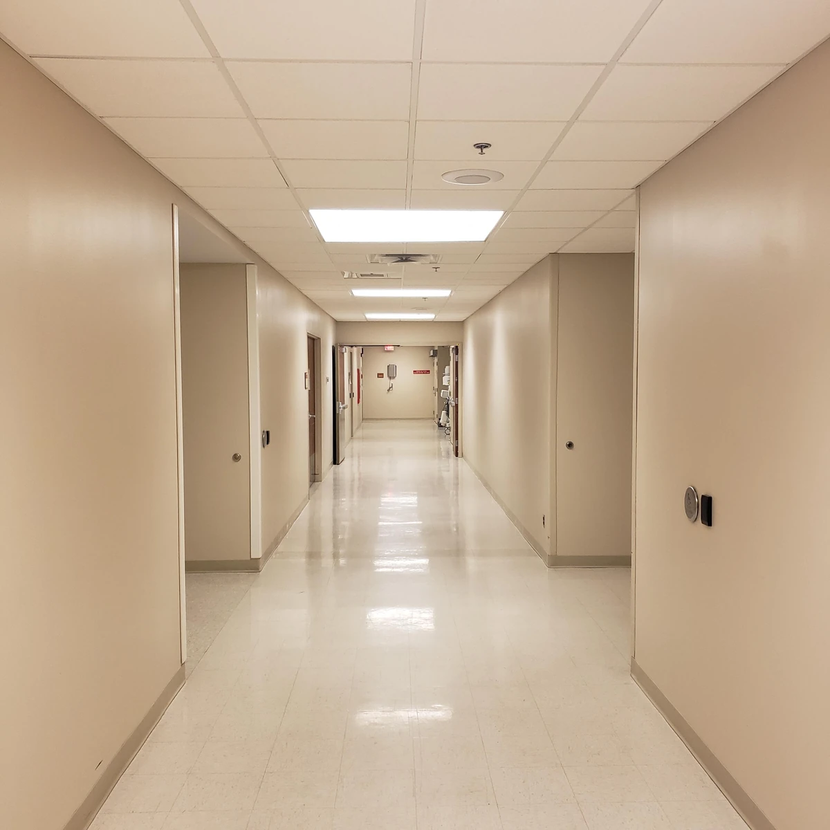 Level 620: "Whiteout hospital" | Backrooms Freewriting Wiki | Fandom
