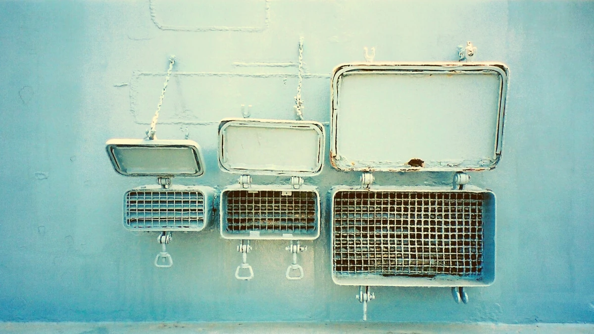 Level 0.3: "The Icy Rooms" | Backrooms Freewriting Wiki | Fandom