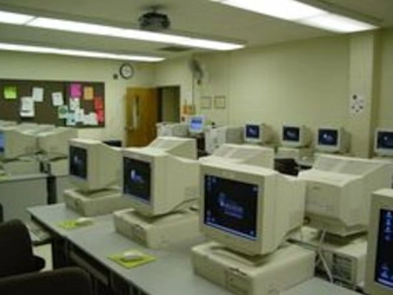 "Level 1122: The Techrooms" | Backrooms Freewriting Wiki | Fandom