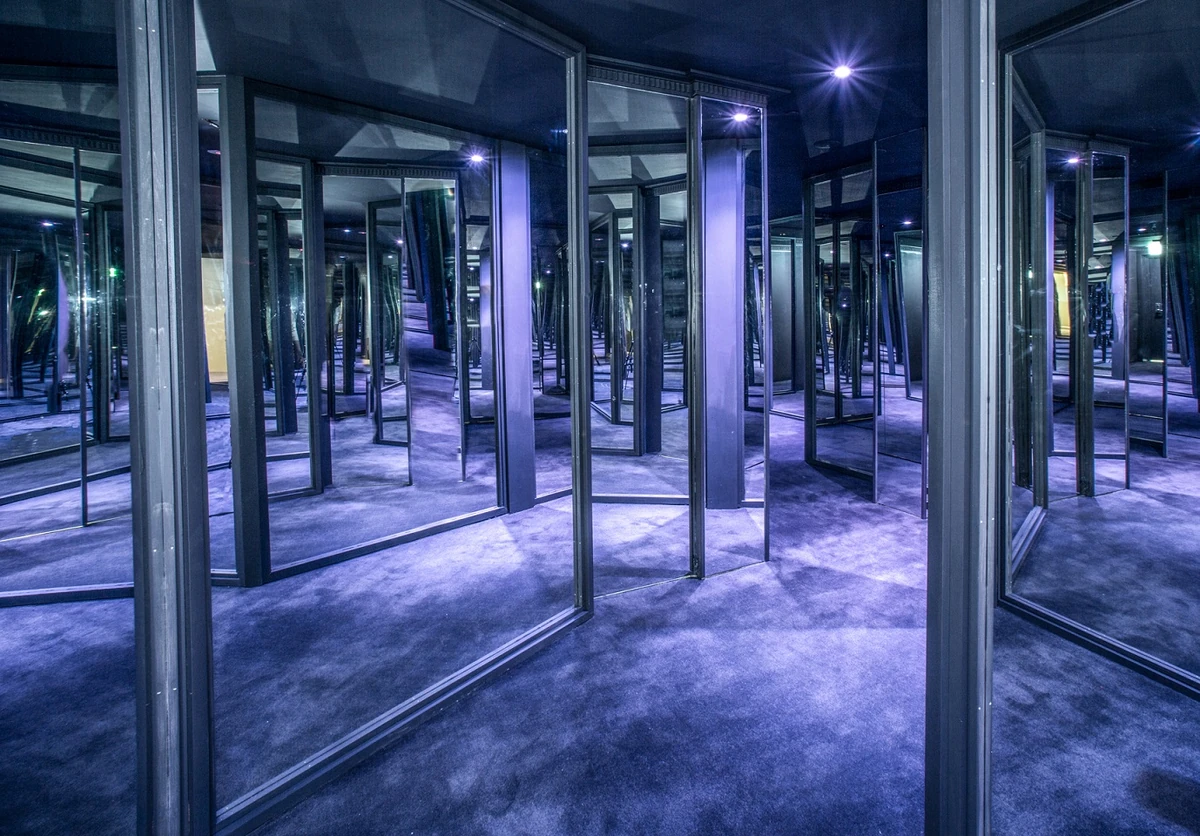 Level -3: "Reflections" | Backrooms Freewriting Wiki | Fandom