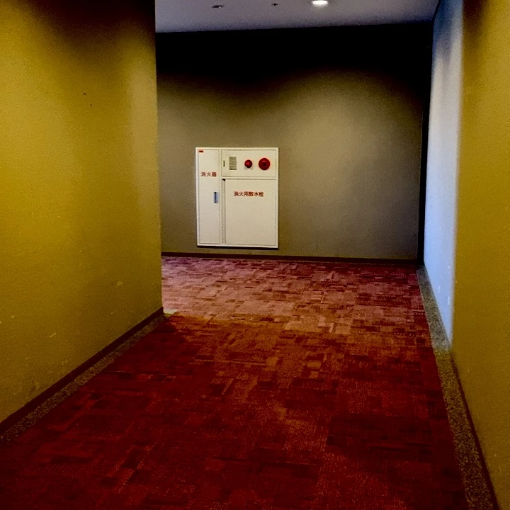 Level -2.6 η: "廊下" | Backrooms Wiki | Fandom