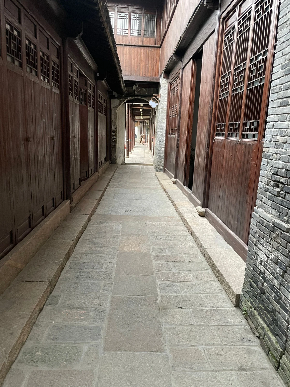 Level ZH 375：“晚风” | Backrooms Wiki | Fandom