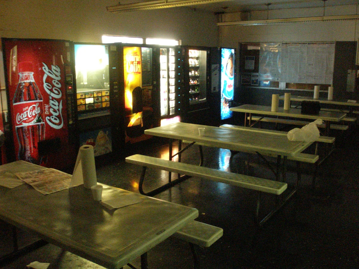 Espacio de Oficina EL3A | Wiki Backrooms | Fandom