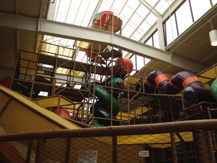 Level 190: "Complex Playplace" | Backrooms Wiki | Fandom
