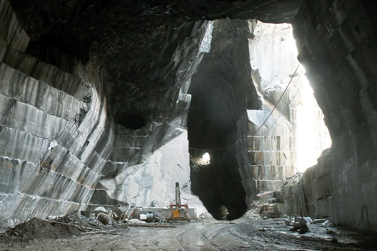 Level 200.8: "Marbleous Mines" | Backrooms Wiki | Fandom