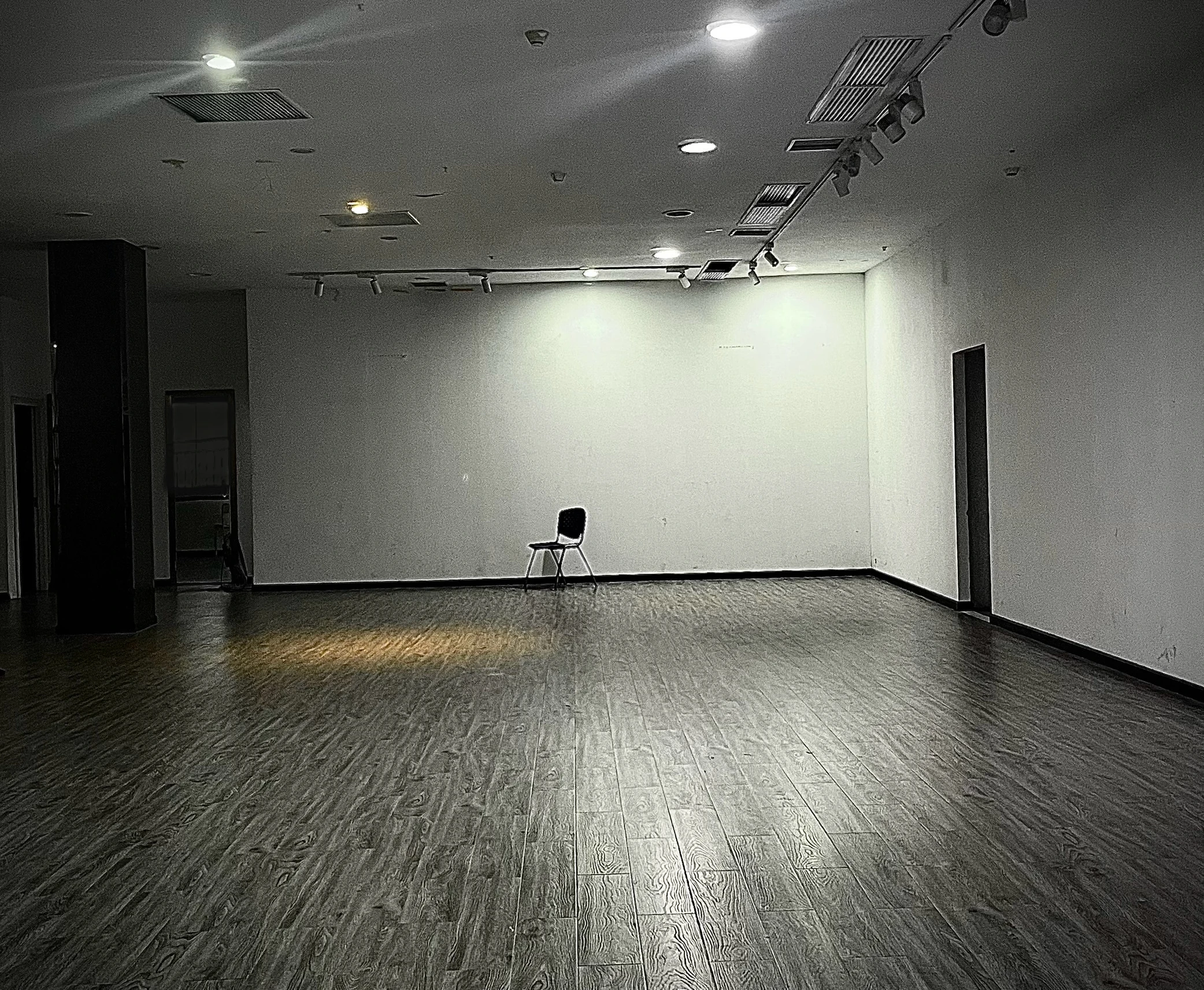 Level ZH 730 “安全逃生通道” | Backrooms Wiki | Fandom