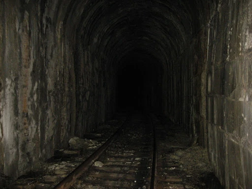 Level 987: "Restless Tunnels of Mazes" | Backrooms Wiki | Fandom