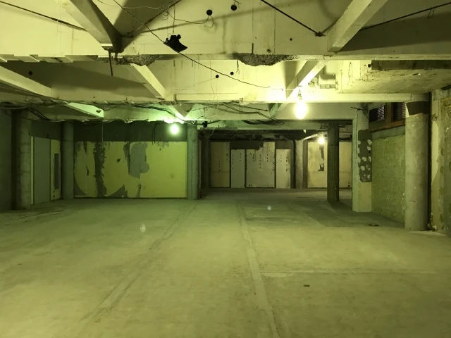 Level 25 η: "期限は守らなくちゃ" | Backrooms Wiki | Fandom