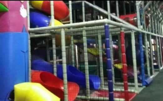 Level 71:室内蹦床馆 | Backrooms Wiki | Fandom