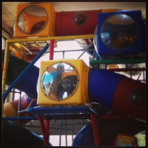Level 283:"PlayLand"(プレイランド) | Backrooms Wiki | Fandom