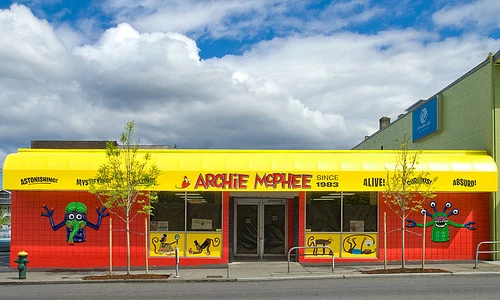 Archie McPhee | Bacon Wiki | Fandom