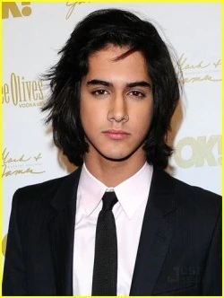 Avan Jogia 2007