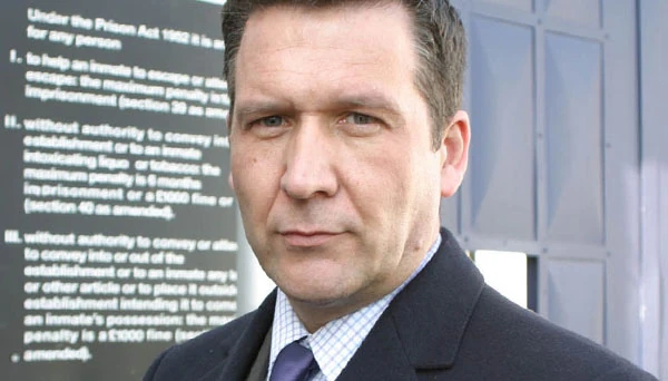 Neil grayling | Bad girls Wiki | Fandom