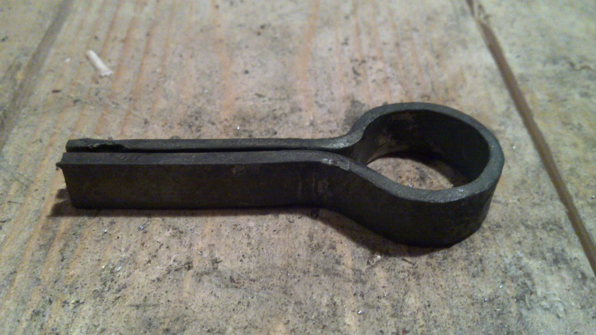 Making round cheiroballistra handle | Greek and Roman Artillery Wiki ...