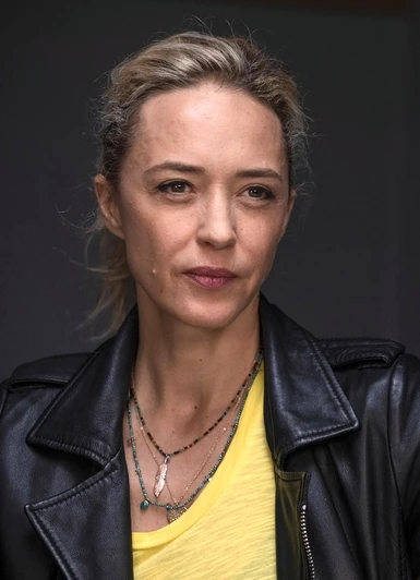 Hélène Bach | Wiki Balthazar | Fandom