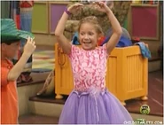 Laura | Barney Wiki | Fandom