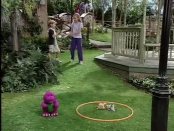 In and Out the Circle | Barney Wiki | Fandom