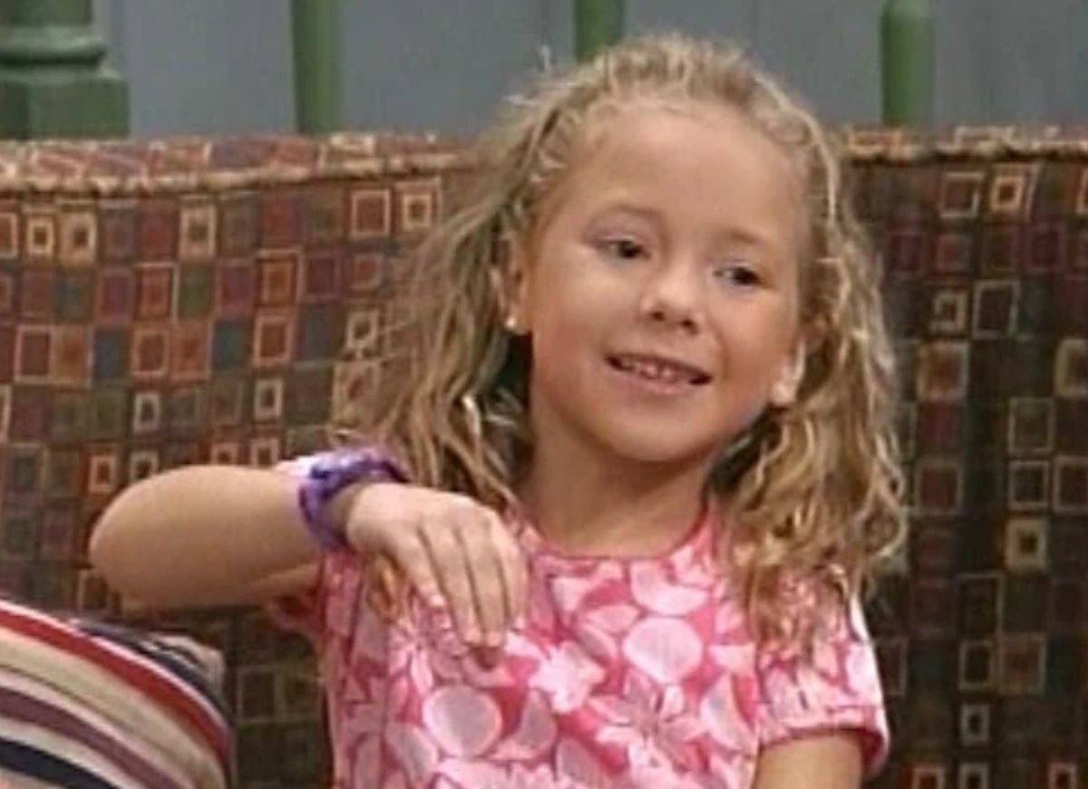 Laura | Barney Wiki | Fandom