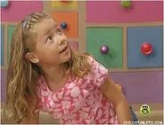 Laura | Barney Wiki | Fandom