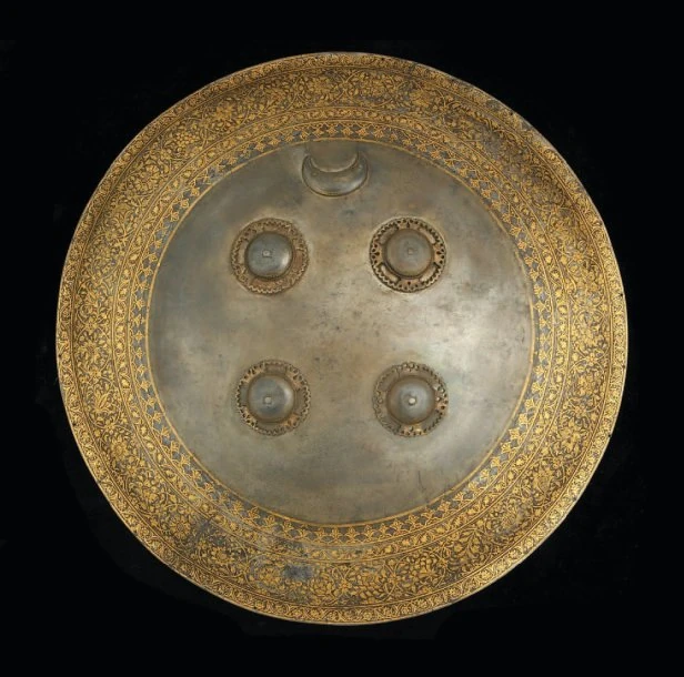 Rondache en acier | Wiki Sandor | Fandom