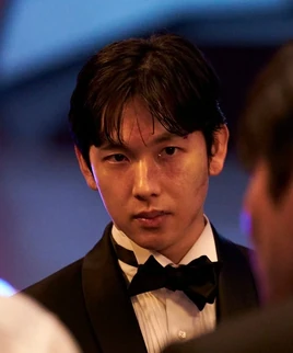 Lee Myung-gi | Base Breaking Character Wiki | Fandom