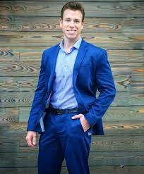 Dirk Ellis | Bat in the Sun Wiki | Fandom