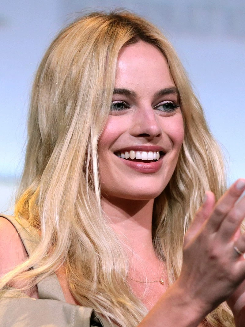Margot Robbie | Batman Movies Wiki | Fandom