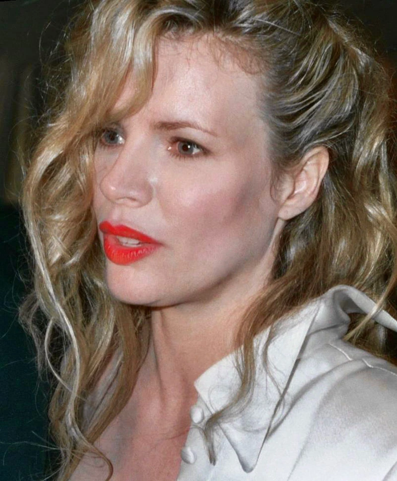 Kim Basinger | Batman Movies Wiki | Fandom