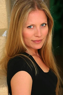 Brette Taylor | Batman Wiki | Fandom