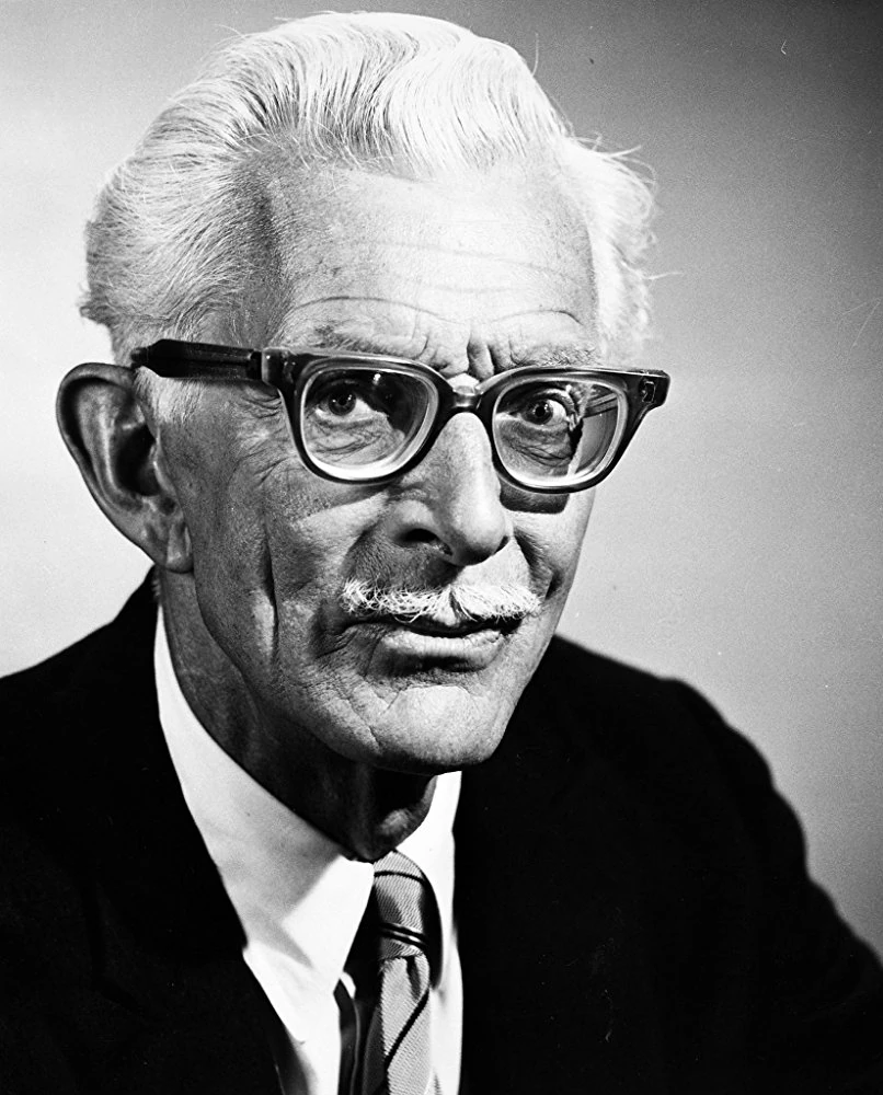 Alan Napier | Batpedia | Fandom