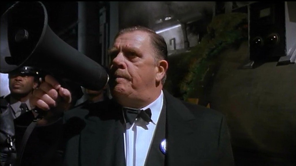 James Gordon (Pat Hingle) | Batman Wiki | Fandom