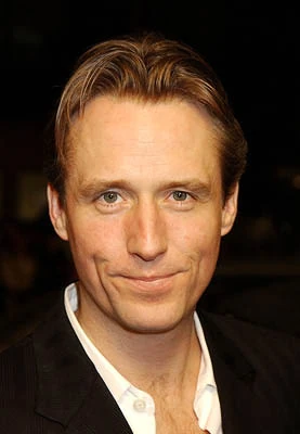 Linus Roache | Batpedia | Fandom